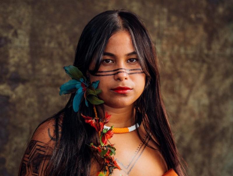 Rapper indígena Kaê Guajajara faz show gratuito no Sesc Thermas | O ...